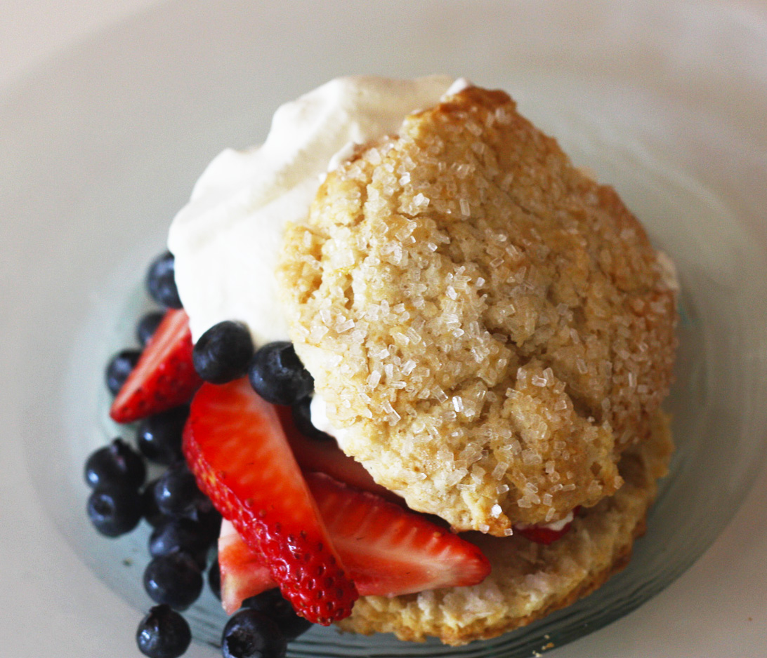 {RECIPE} Red, White, and Blue Strawberry Shortcakes | Catch My Party