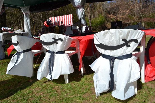 Top 16 Dollar Store Items You Should Have on Hand to Throw a Terrific ...