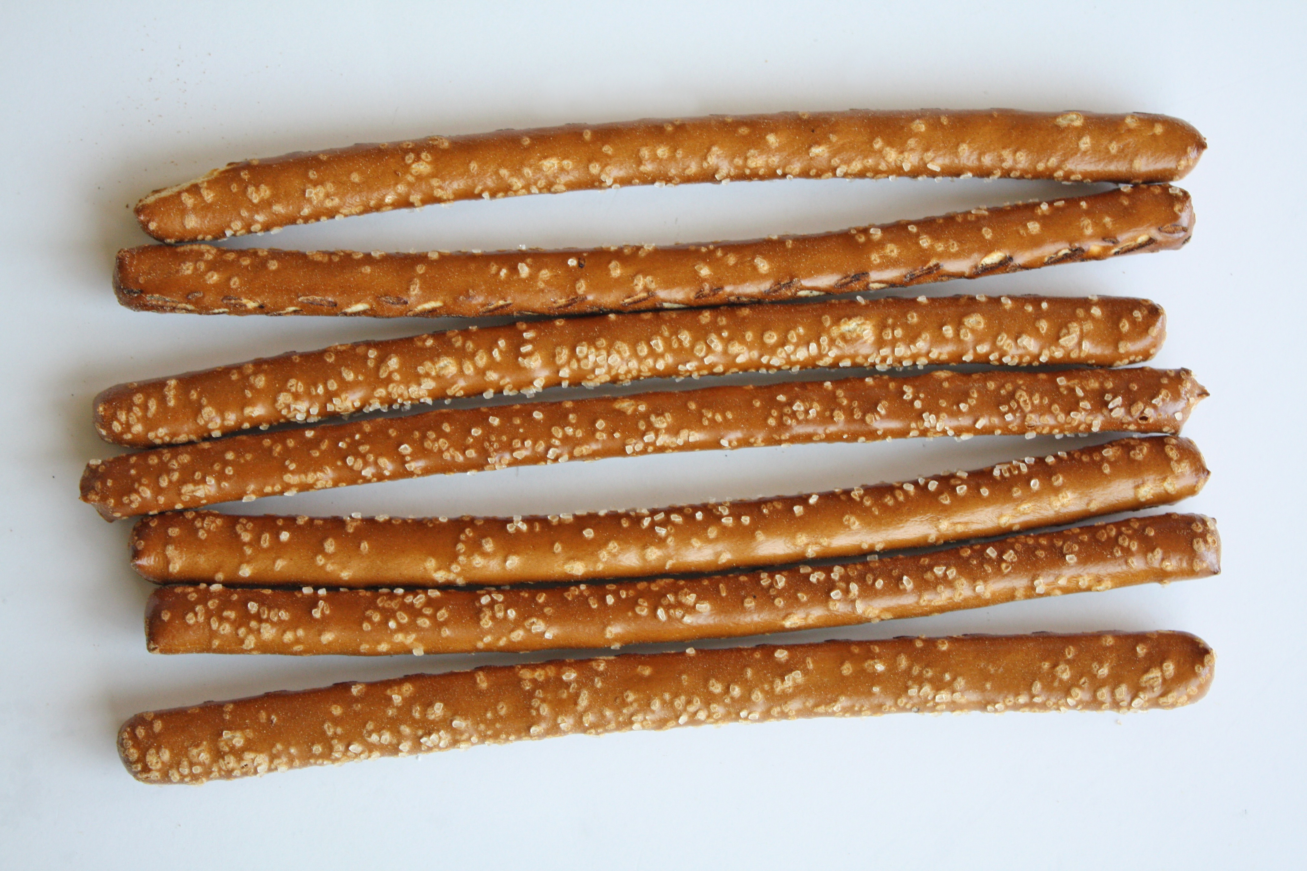 Quick and Easy Halloween Pretzel Rods! | Catch My Party