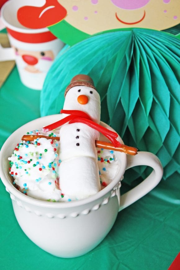 Marshmallow Snowman Hot Chocolate | Catch My Party