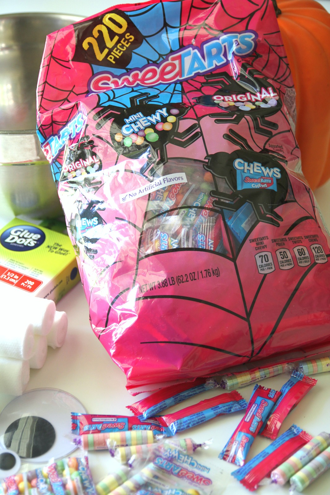 Easy Mummy Halloween Candy Bowl with SweeTARTS | Catch My Party