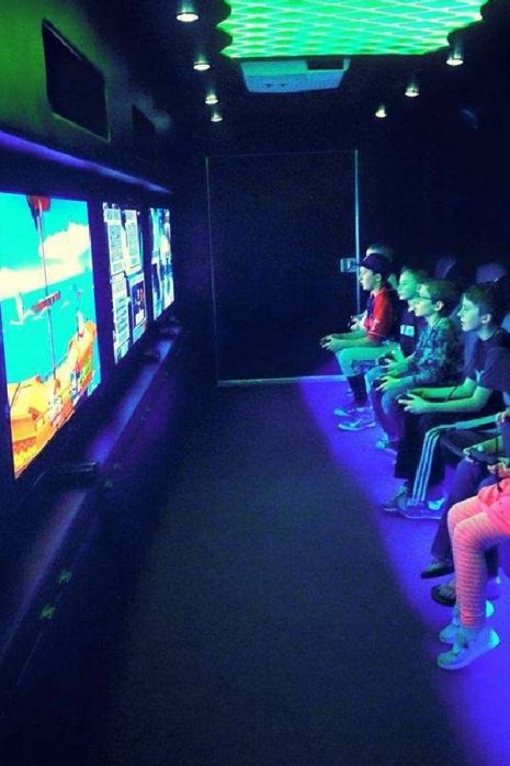 15 Awesome Minecraft Party Activities and Games! | Catch My Party