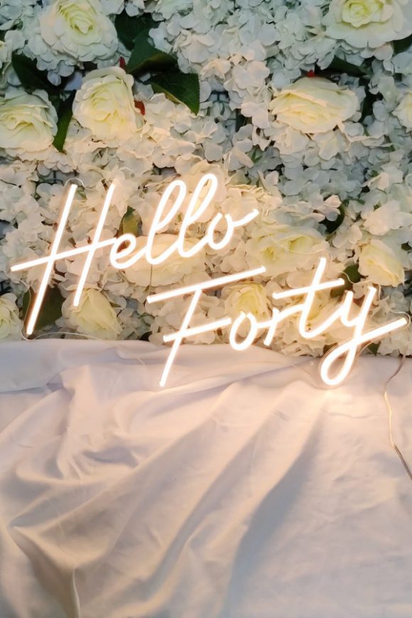 30 Amazing 40th Birthday Gifts for Women! | Catch My Party