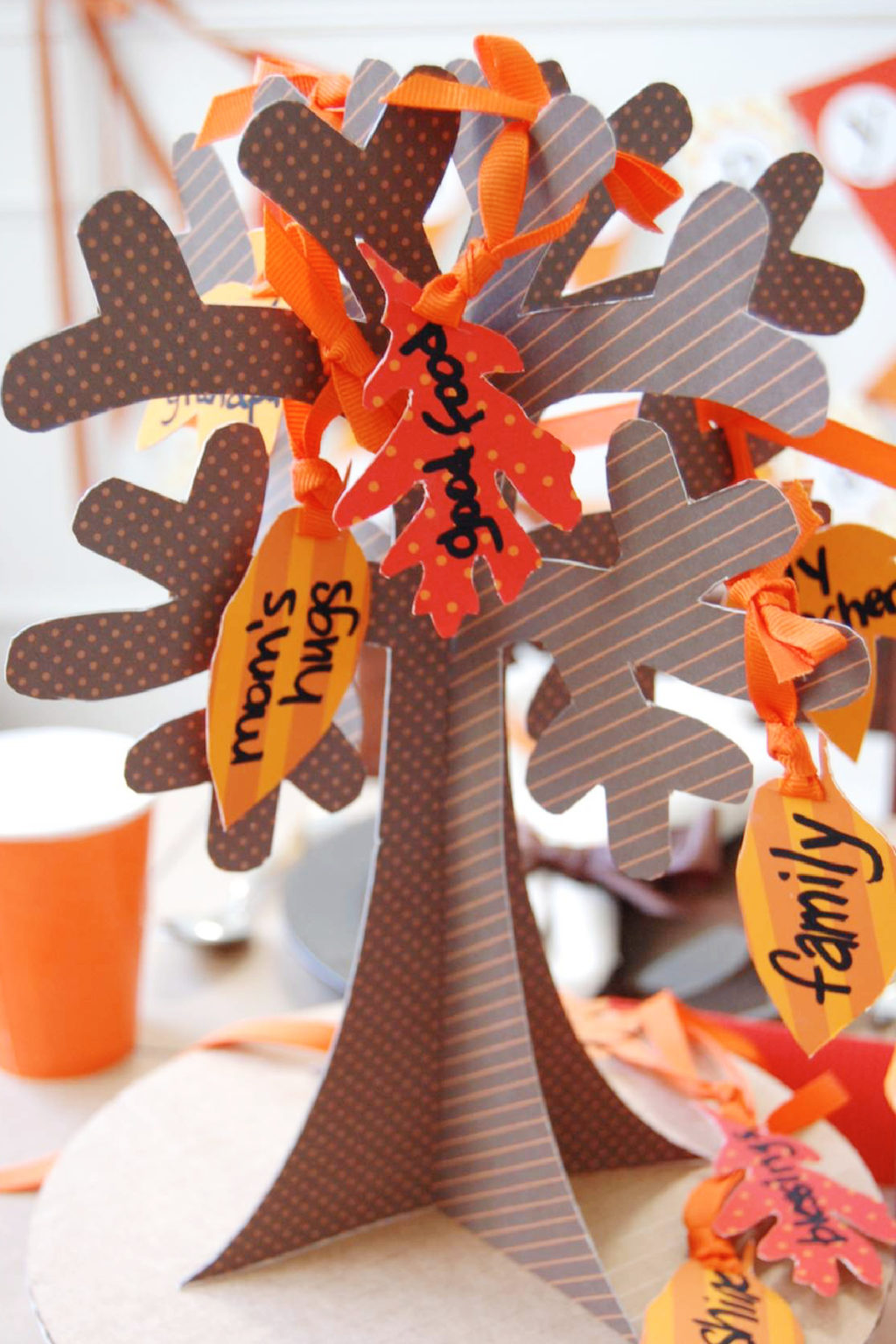 30 FANTASTIC Thanksgiving Party Activities for Kids and Adults!🙌 ...