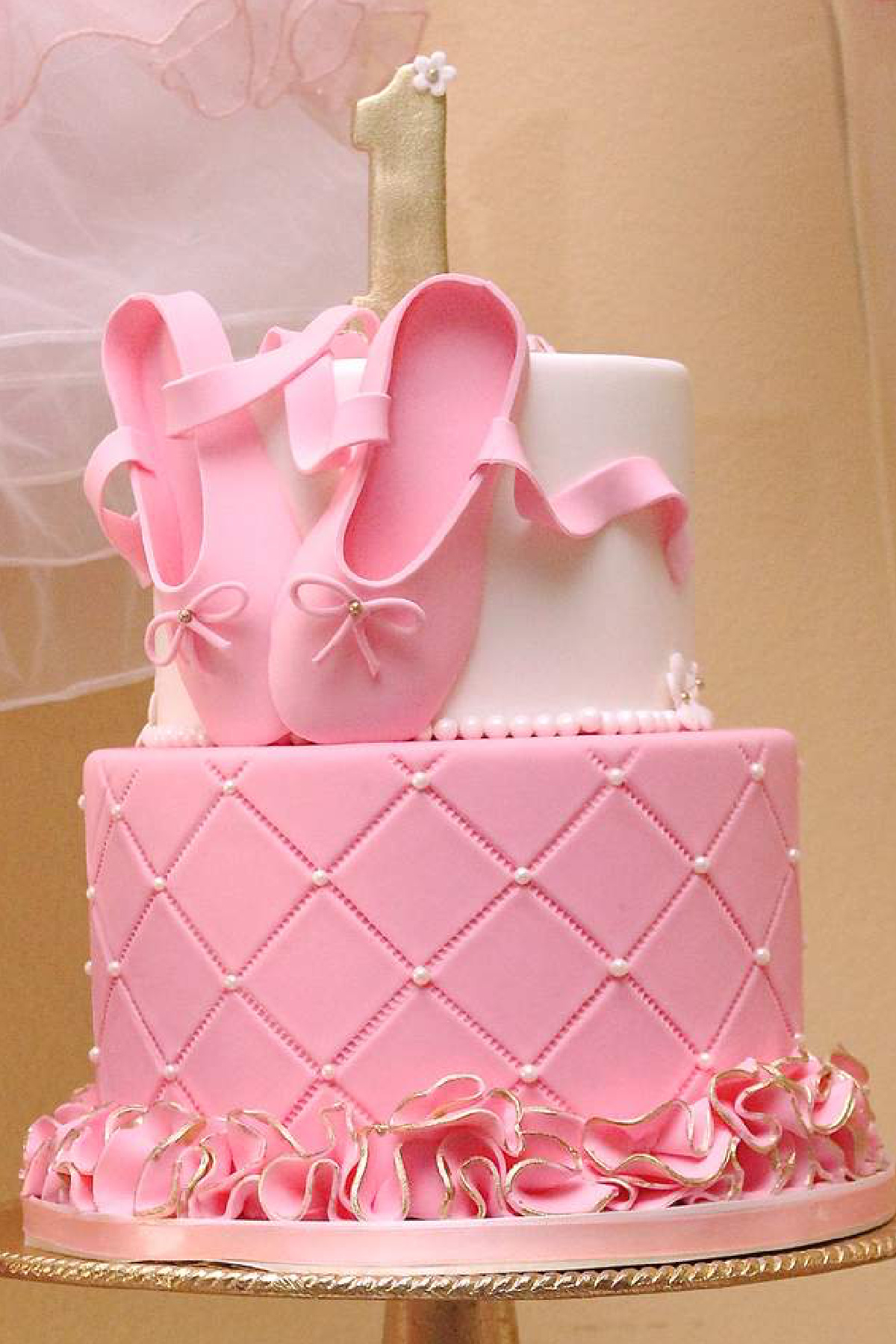 46 Most Popular Girl 1st Birthday Cakes! | Catch My Party