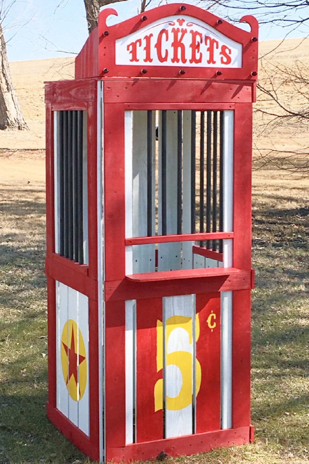 Have Fun With These 25 Carnival Games Party Supplies! | Catch My Party