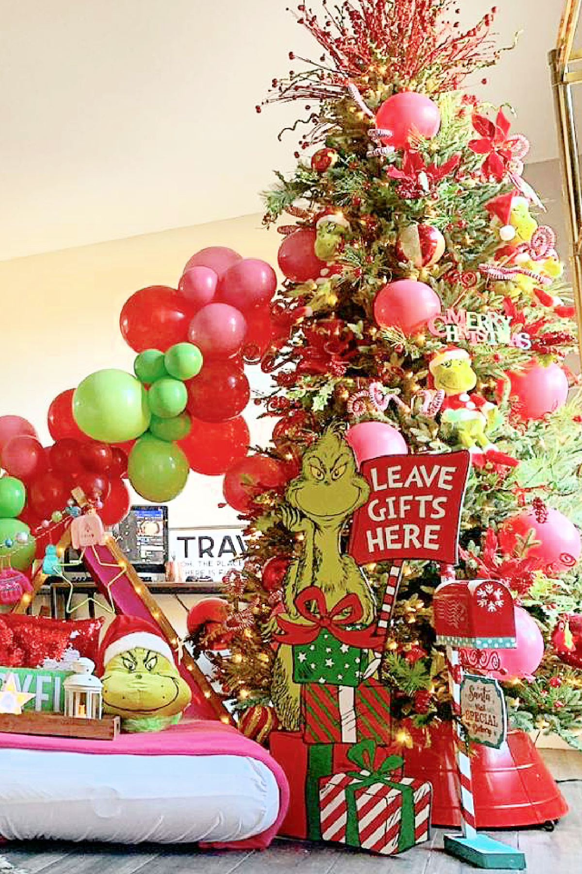 30 ELEGANT Christmas Party Themes and Party Ideas!🎄 | Catch My Party