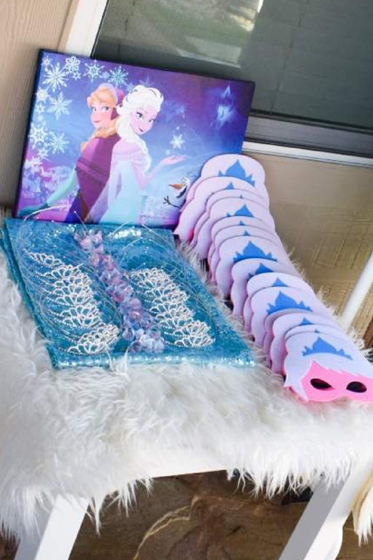 26 All-Time FAVORITE Frozen Party Activities! | Catch My Party
