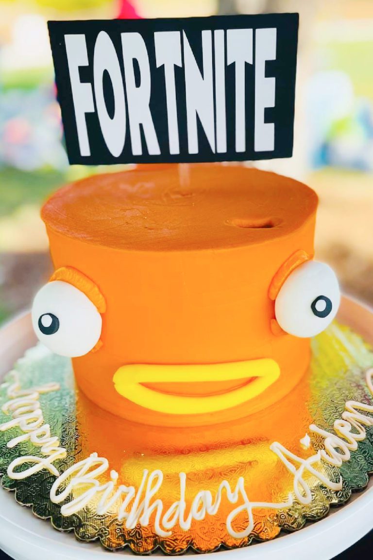 20 Fun Fortnite Cake Ideas! | Catch My Party