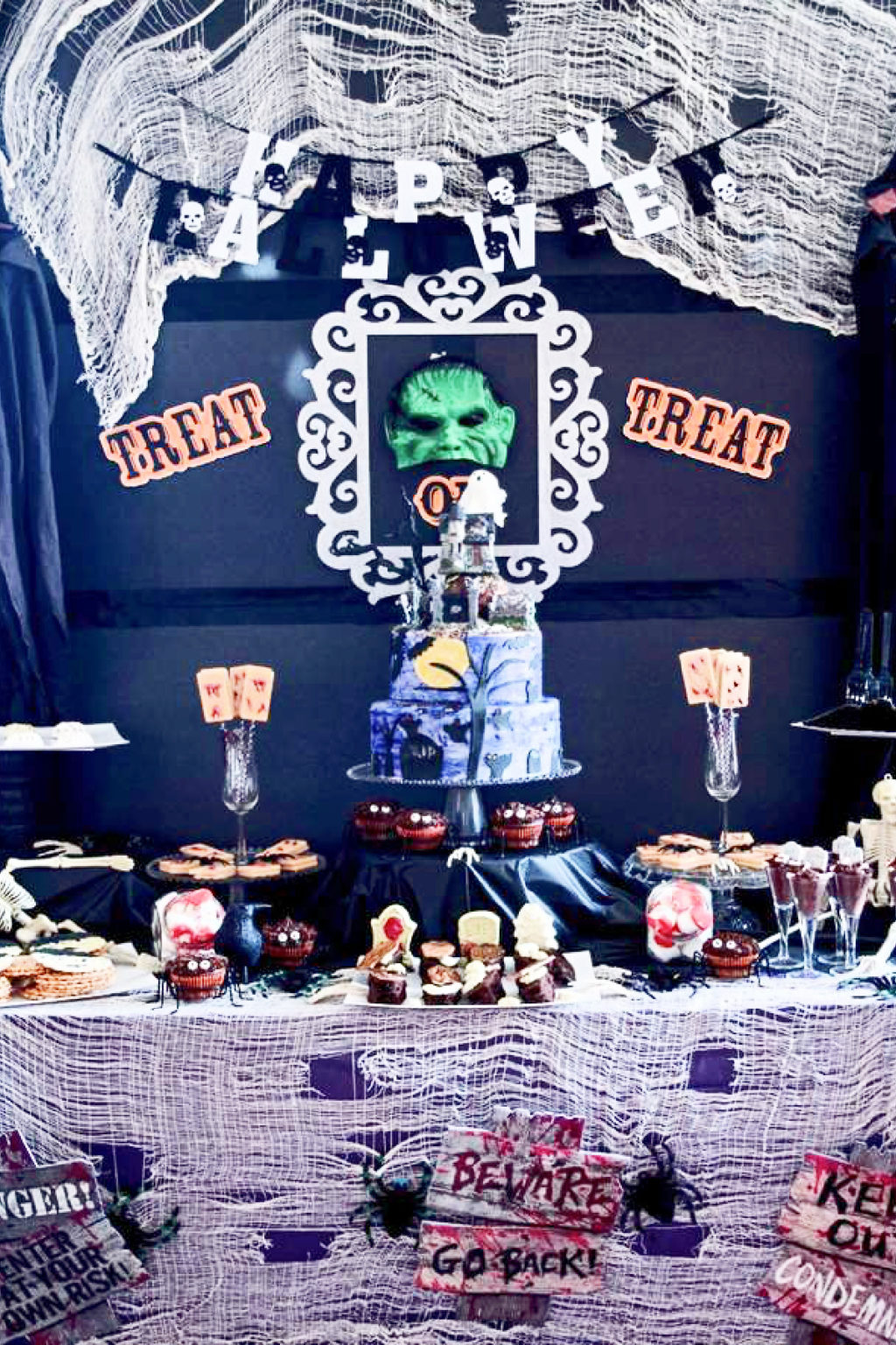 30 Scary Halloween Party Ideas That Will Haunt You! | Catch My Party