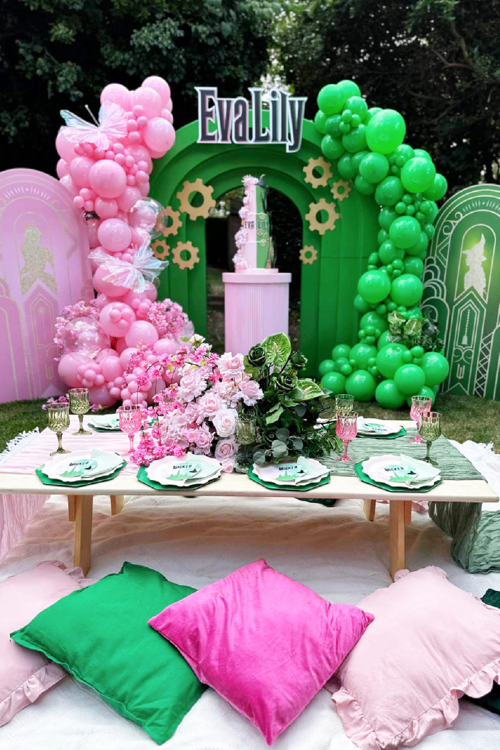 💫 Throw a Wicked Birthday Bash: 37 Magical Ideas That Defy Gravity! 💚 ...