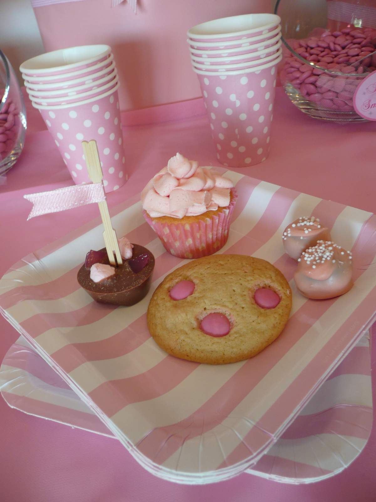 Pink Birthday Party Ideas | Photo 10 of 12 | Catch My Party