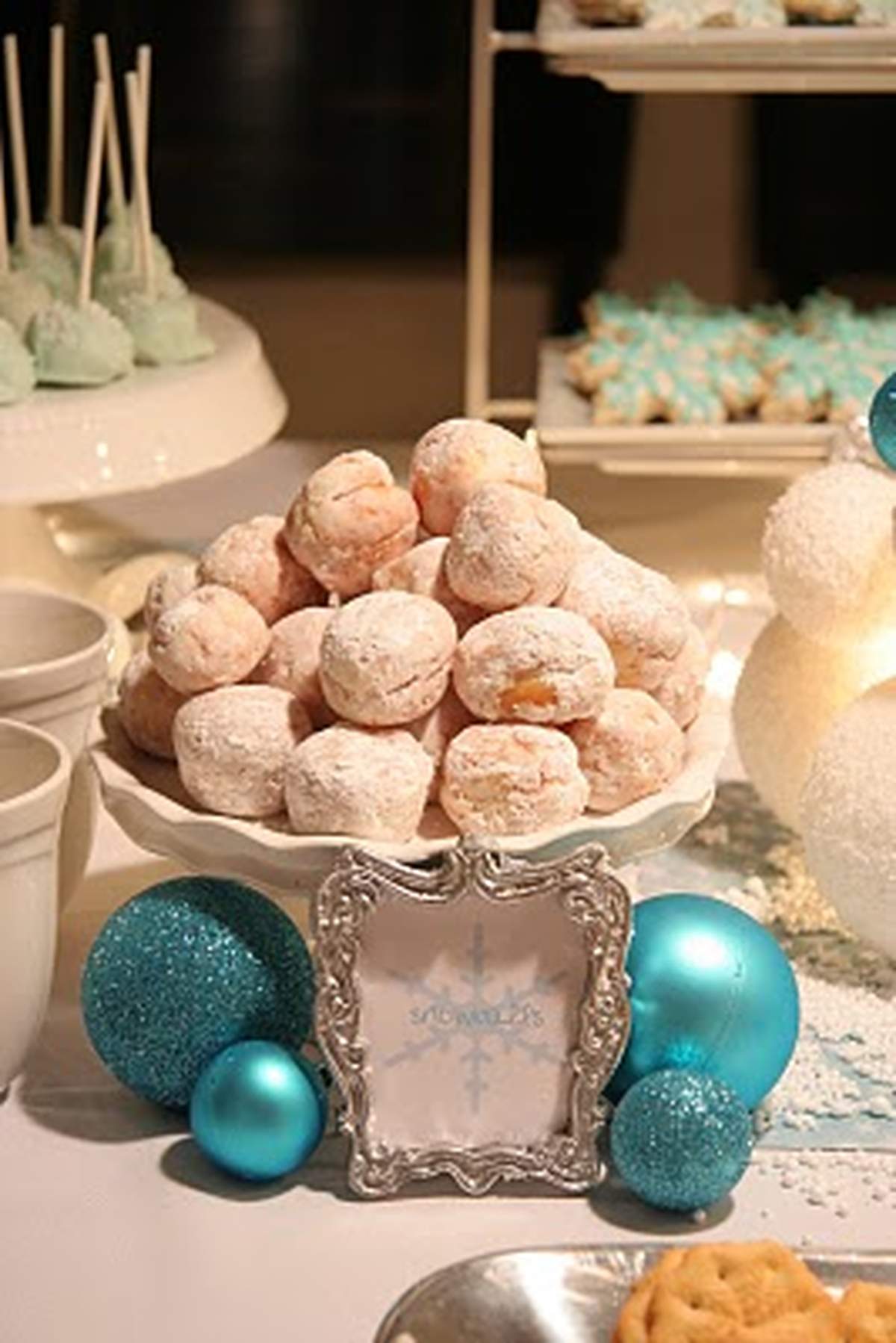 Girls Night Christmas/Holiday Party Ideas | Photo 5 of 15 | Catch My Party