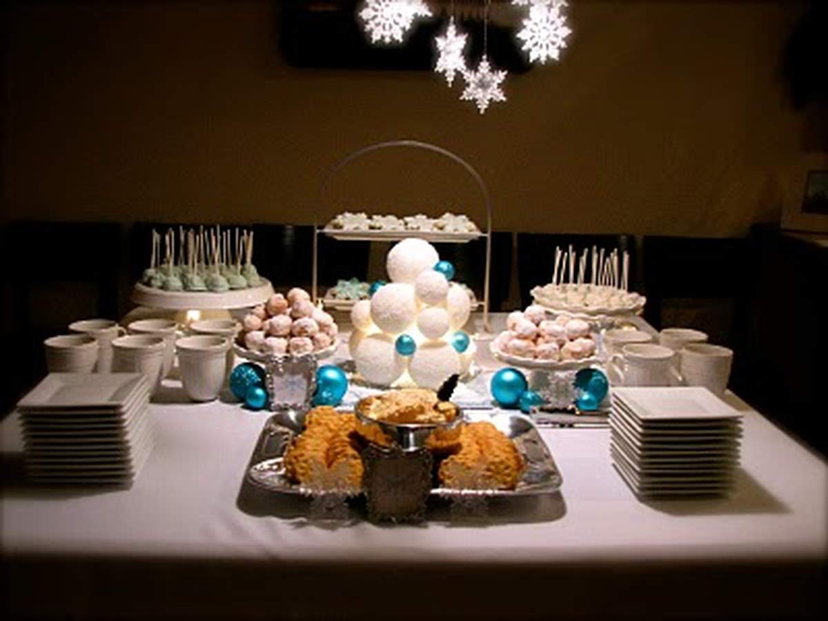 Girls Night Christmas/Holiday Party Ideas | Photo 14 of 15 | Catch My Party