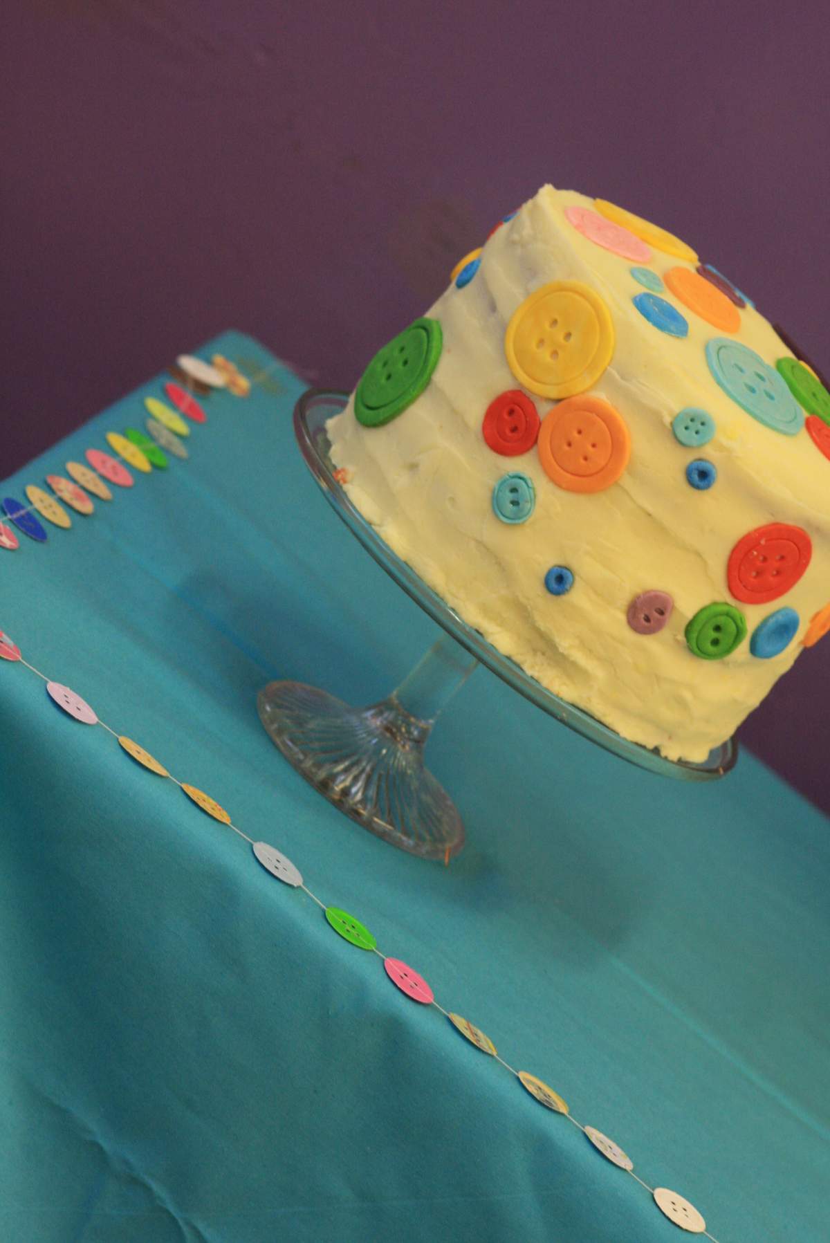 Lollipops, Sweets & Buttons! Birthday Party Ideas | Photo 1 of 43 ...