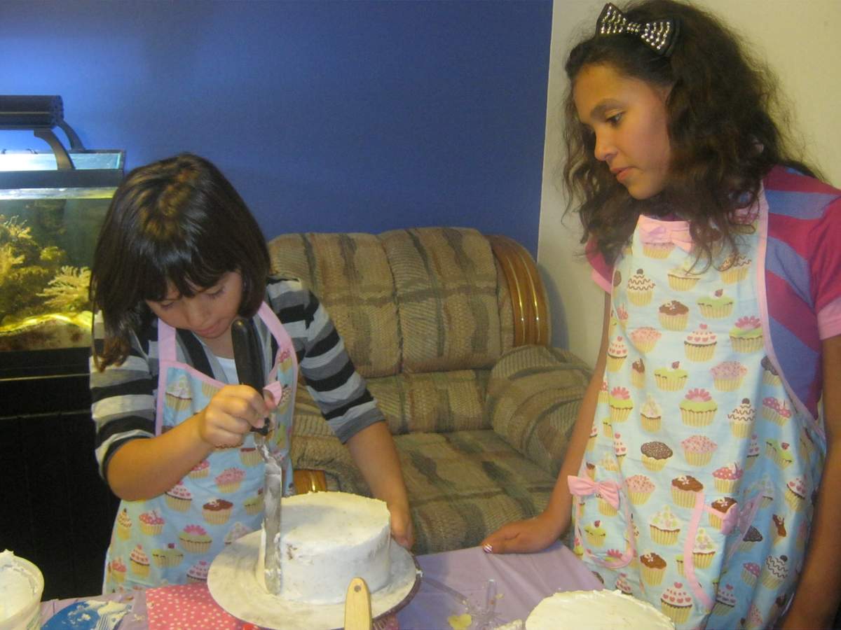 Cake Decorating Birthday Party Ideas | Photo 28 of 49 | Catch My Party