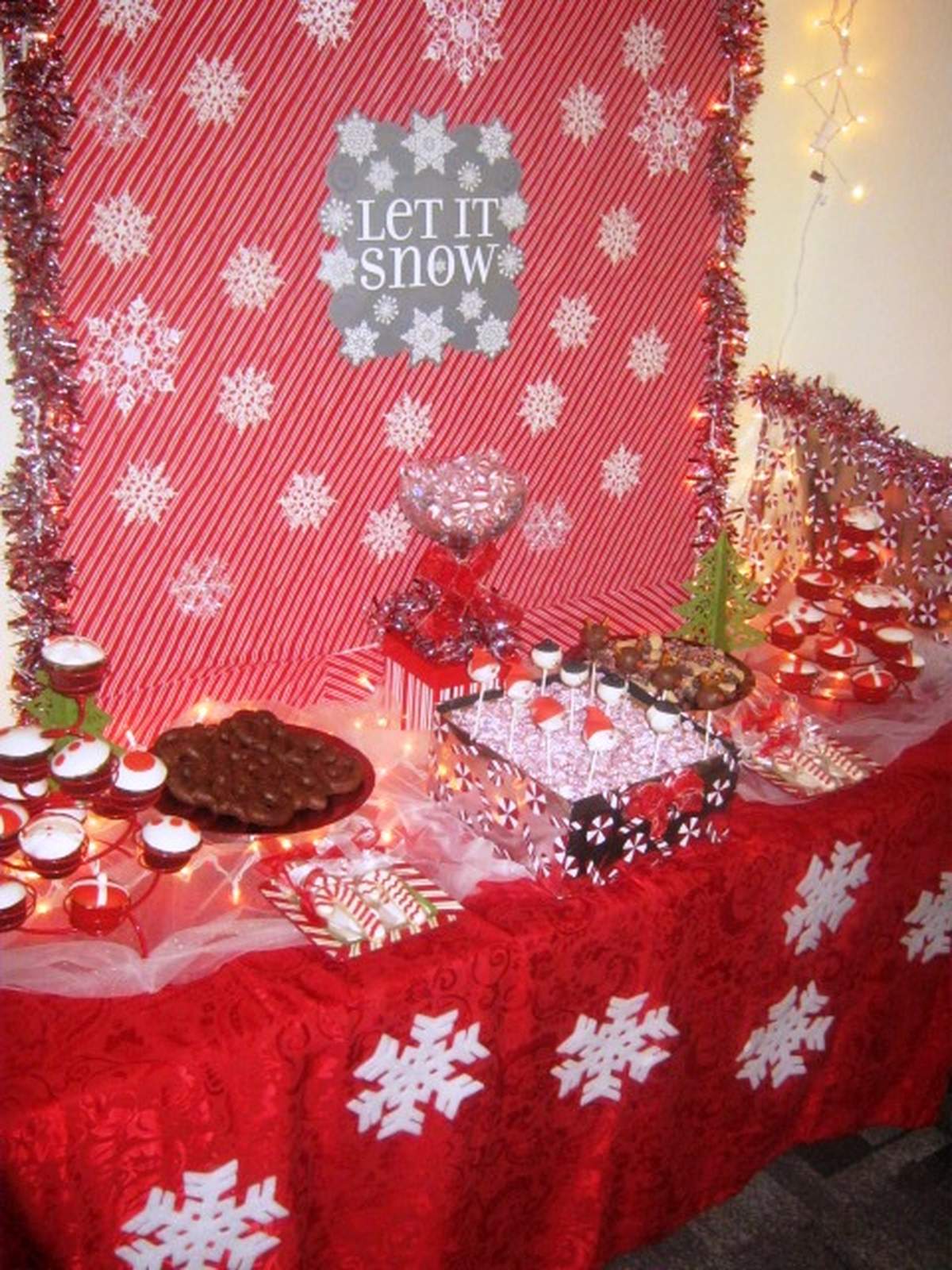 Holiday Christmas Christmas/Holiday Party Ideas | Photo 5 of 34 | Catch ...