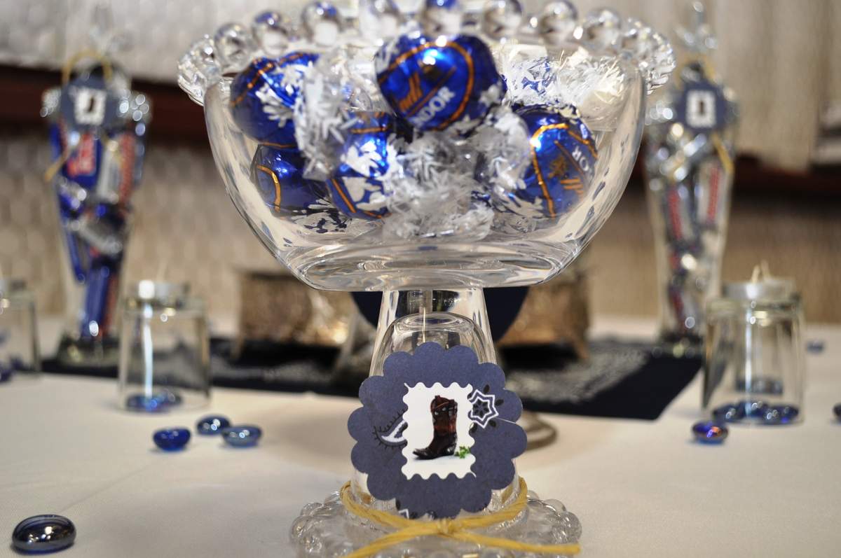 Western Ho-Down Wedding Party Ideas | Photo 1 of 32 | Catch My Party