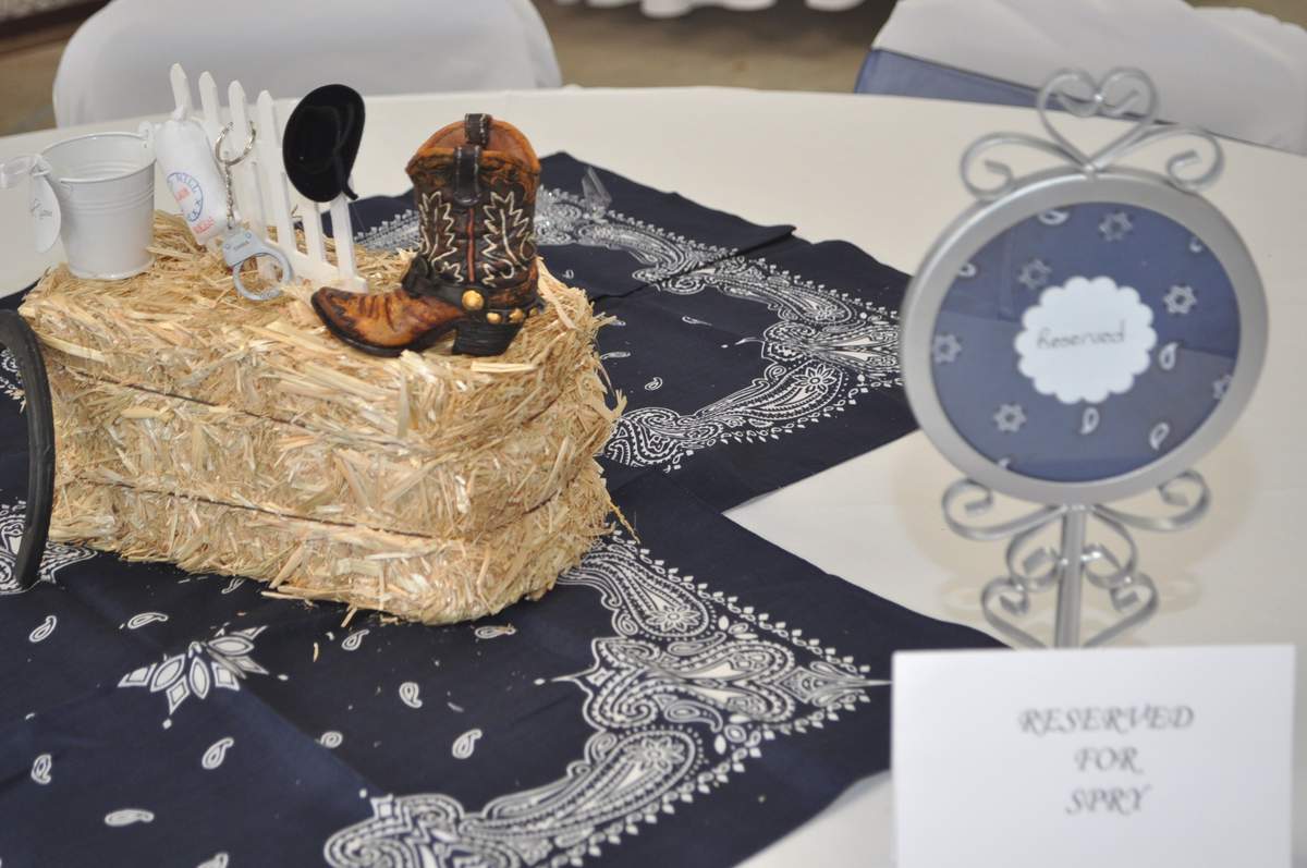 Western Ho-Down Wedding Party Ideas | Photo 1 of 32 | Catch My Party
