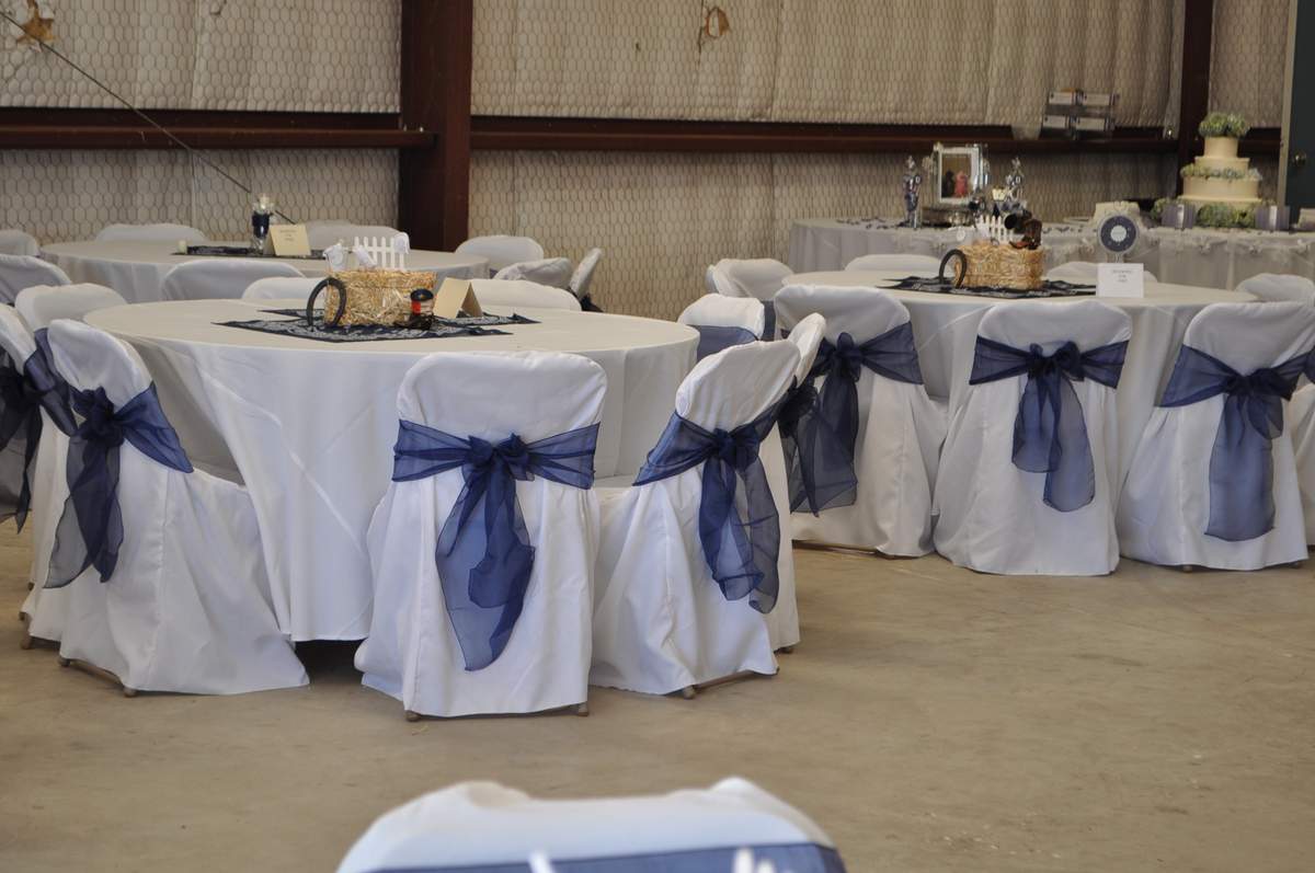 Western Ho-Down Wedding Party Ideas | Photo 20 of 32 | Catch My Party