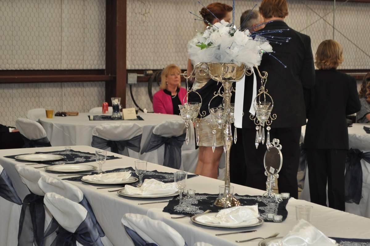 Western Ho-Down Wedding Party Ideas | Photo 20 of 32 | Catch My Party