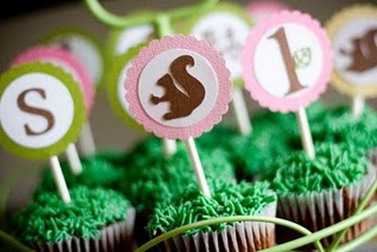Squirrel Woodland Birthday Party Ideas | Photo 16 of 17 | Catch My Party