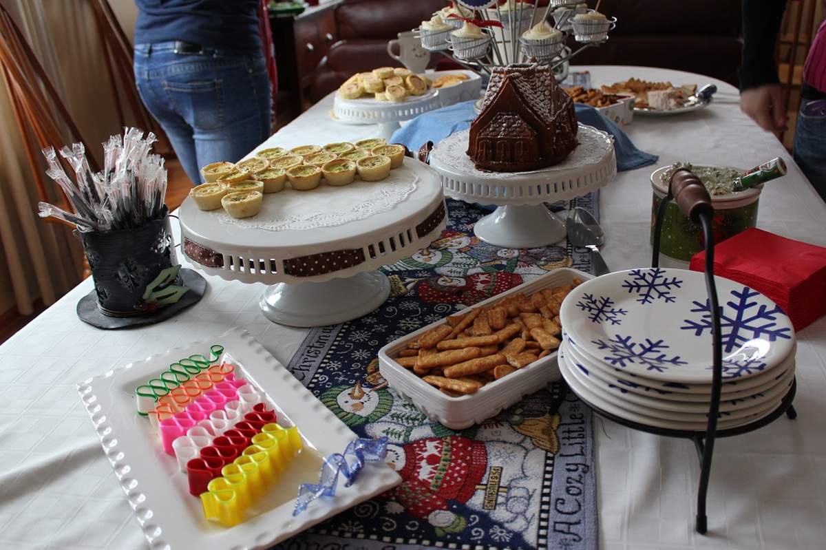 I Love Snow Christmas/Holiday Party Ideas | Photo 20 of 20 | Catch My Party