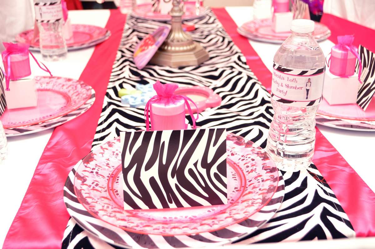 Zebra & Hot Pink Birthday Party Ideas | Photo 14 of 23 | Catch My Party