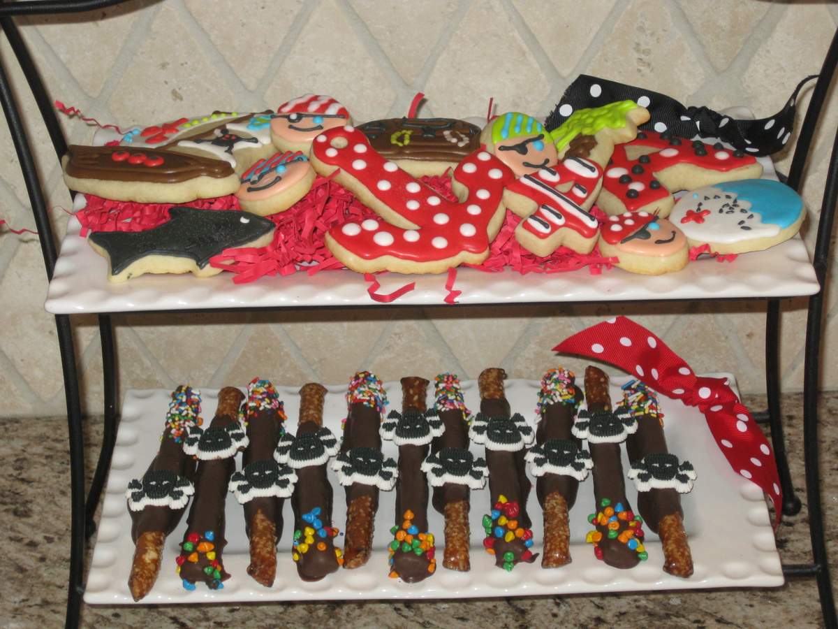 Polka dots and Pirates Birthday Party Ideas | Photo 4 of 20 | Catch My ...