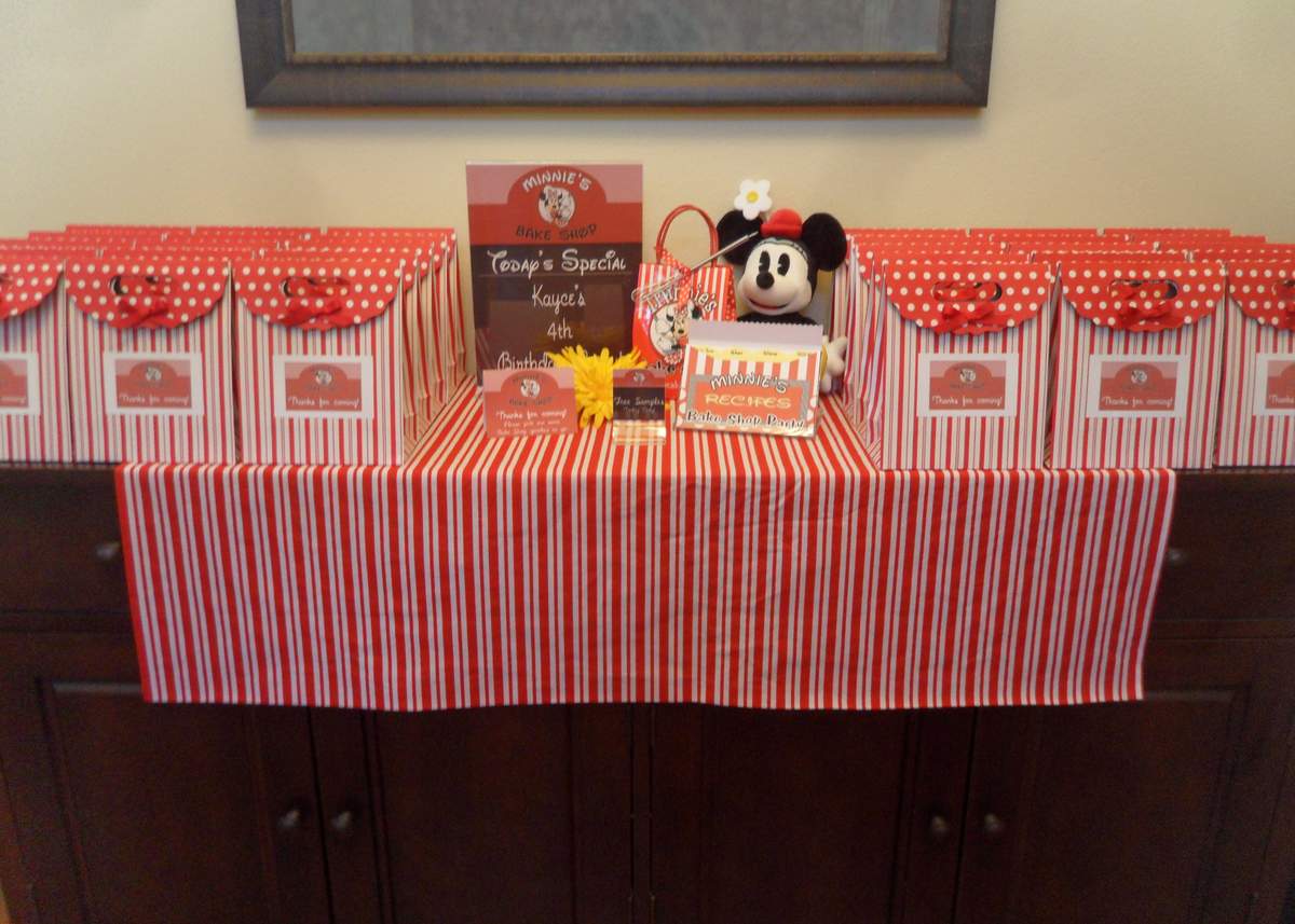 Minnie Mouse Bake Shop/Baking Party Birthday Party Ideas | Photo 1 of ...