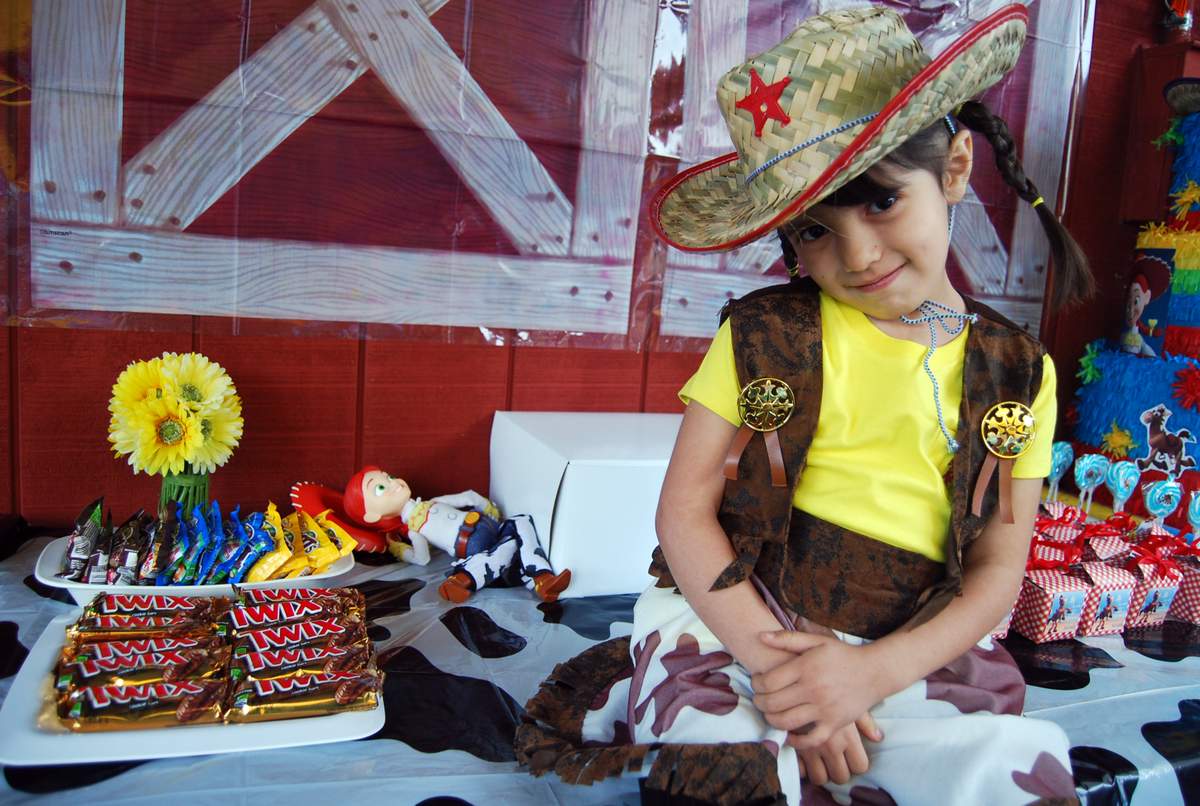 Jessie and Bullseye Party Birthday Party Ideas | Photo 3 of 67 | Catch ...