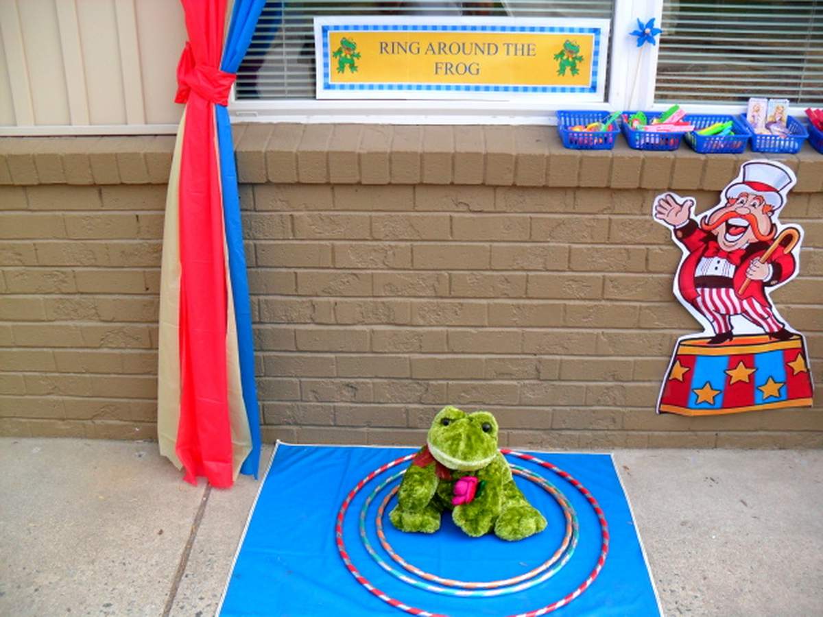 carnival party Graduation/End of School Party Ideas | Photo 2 of 29 ...