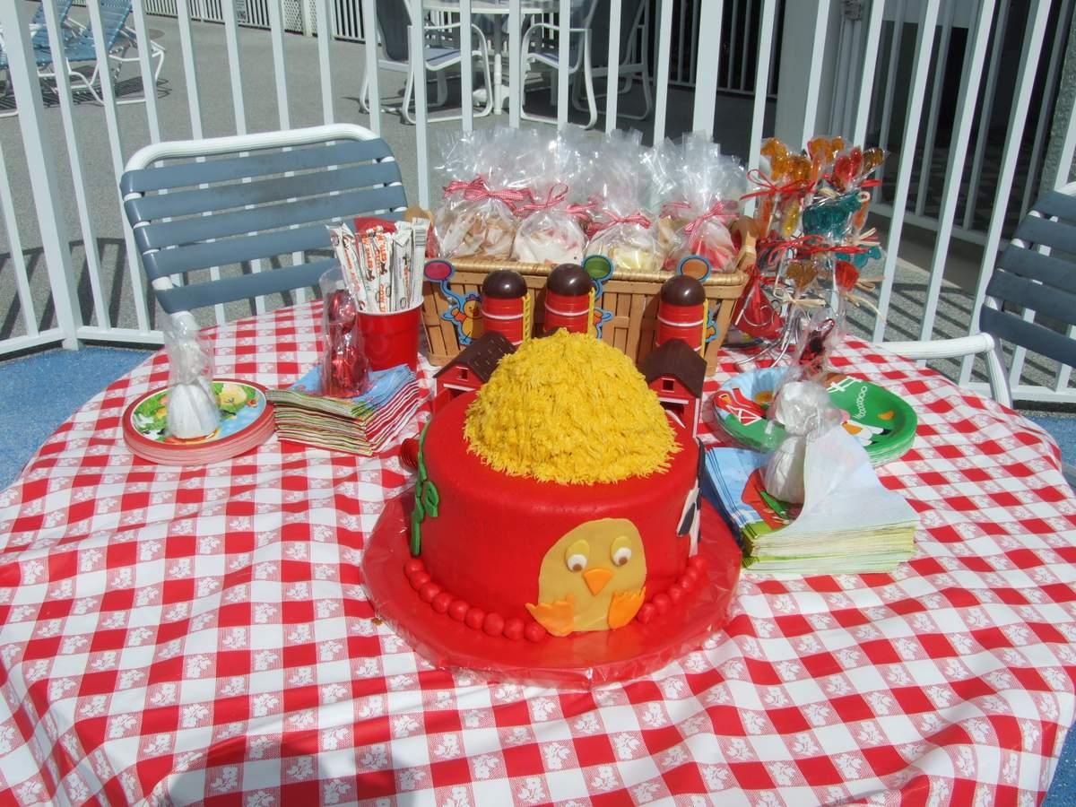Barnyard Bash Birthday Party Ideas | Photo 1 of 27 | Catch My Party