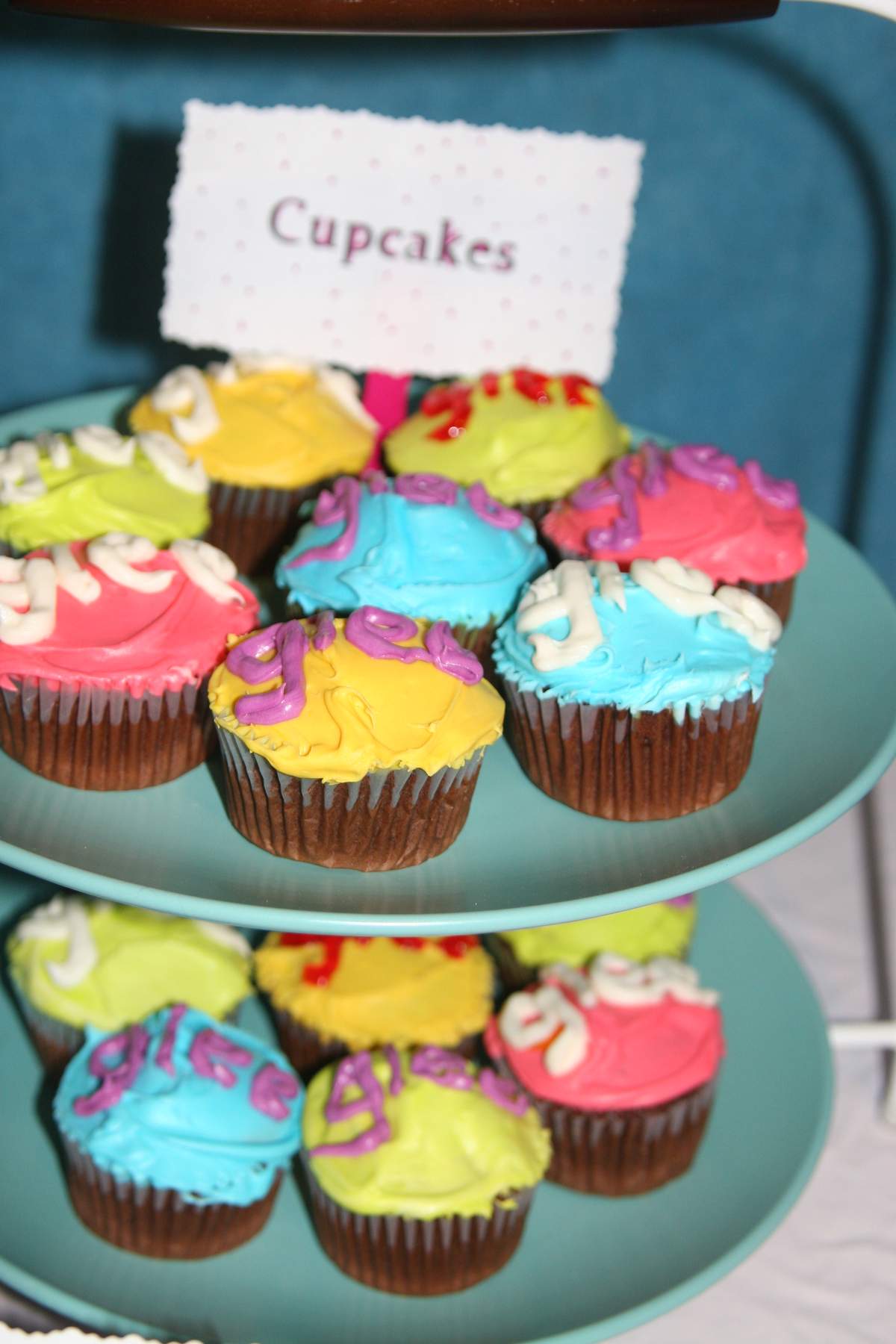 Celebrating the finale of Glee's season Fun get-together with friends ...