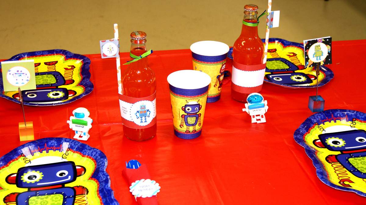Robots Birthday Party Ideas | Photo 30 of 36 | Catch My Party