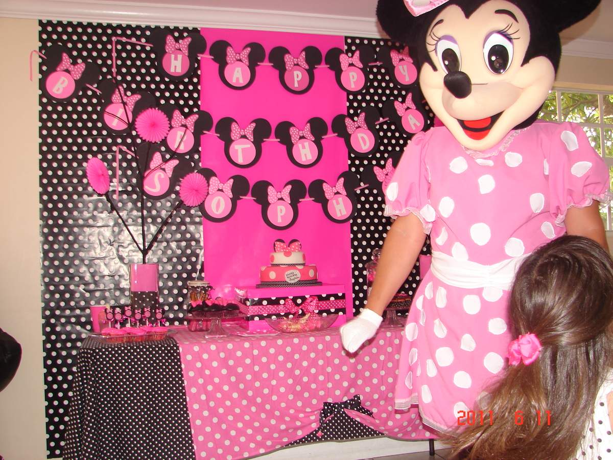 Minnie Mouse Polka dots Birthday Party Ideas | Photo 3 of 20 | Catch My Party