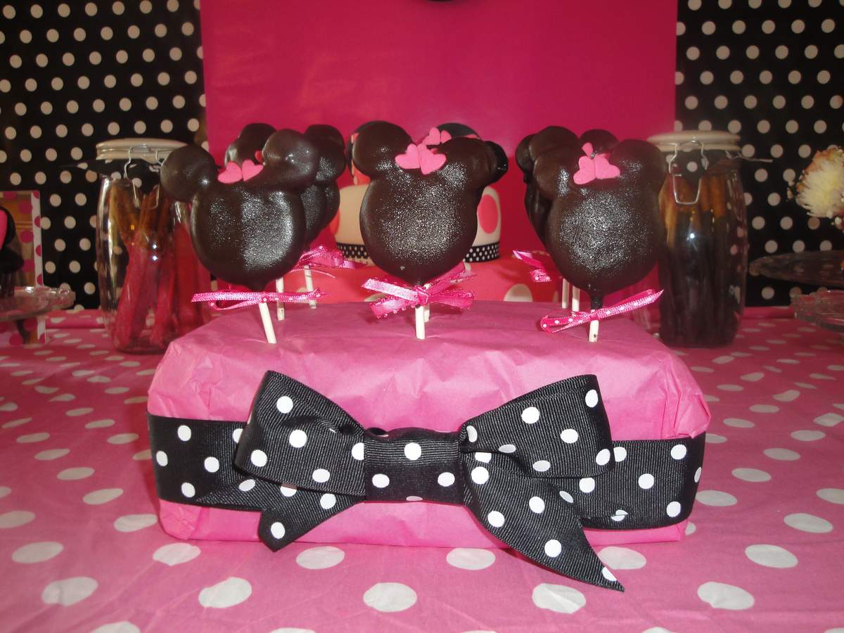 Minnie Mouse Polka dots Birthday Party Ideas | Photo 3 of 20 | Catch My Party