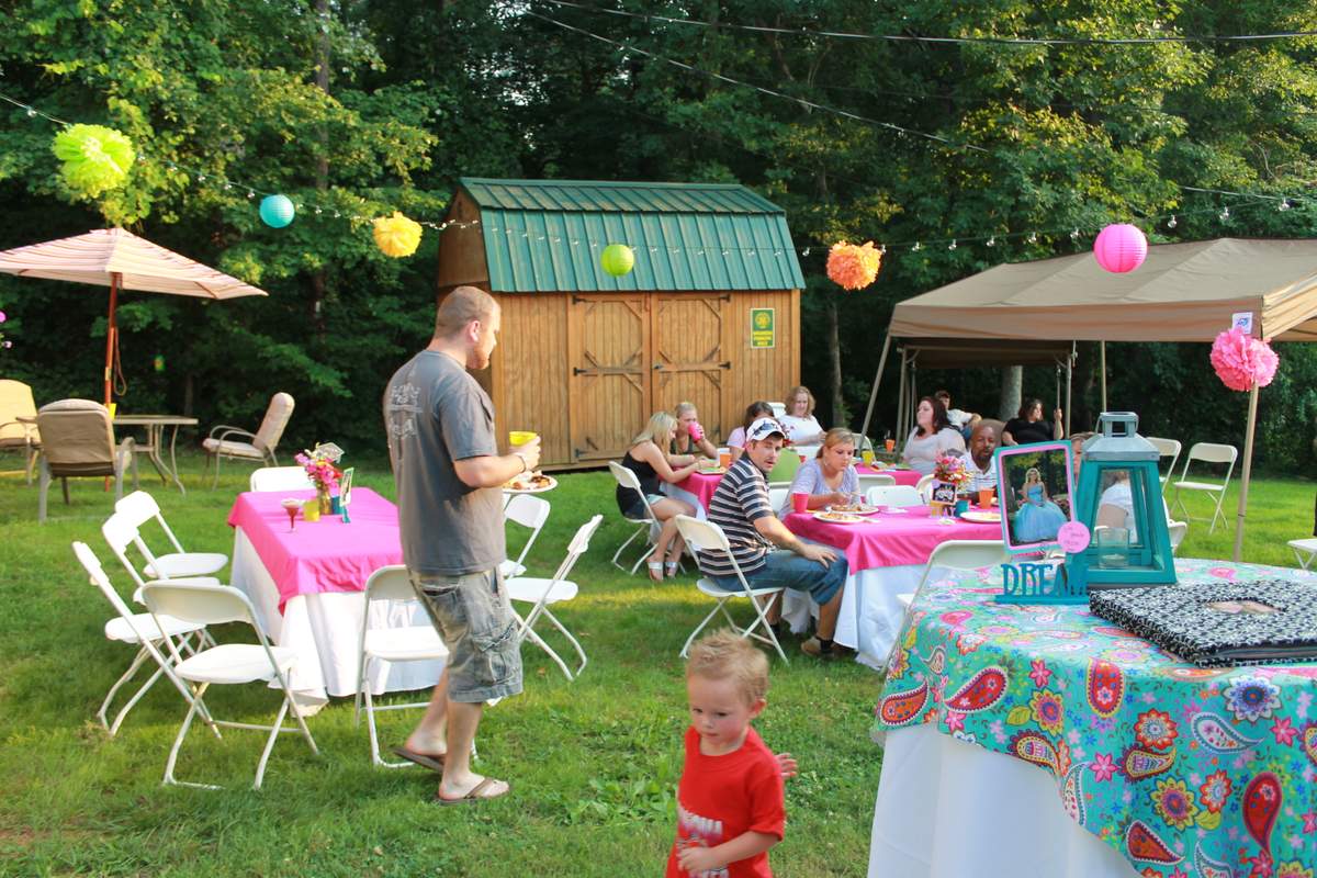 Graduation/End of School Party Ideas | Photo 24 of 34 | Catch My Party