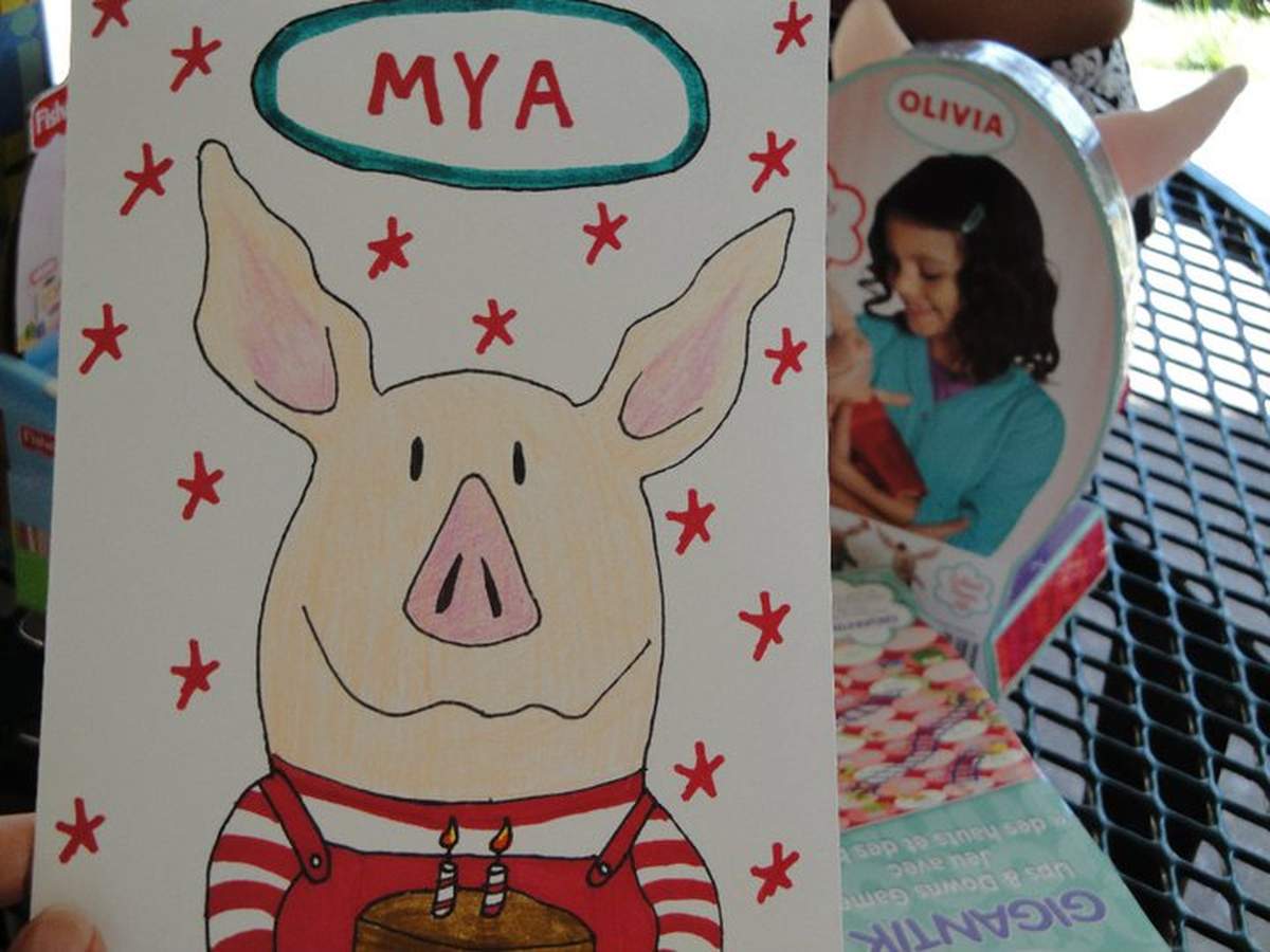 Olivia the Pig, Damask and Polka Dots Birthday Party Ideas | Photo 1 of ...