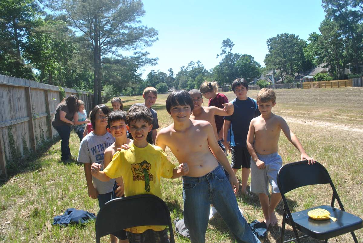 Totally Gross 10th Birthday Party! Birthday Party Ideas | Photo 1 of 81 ...