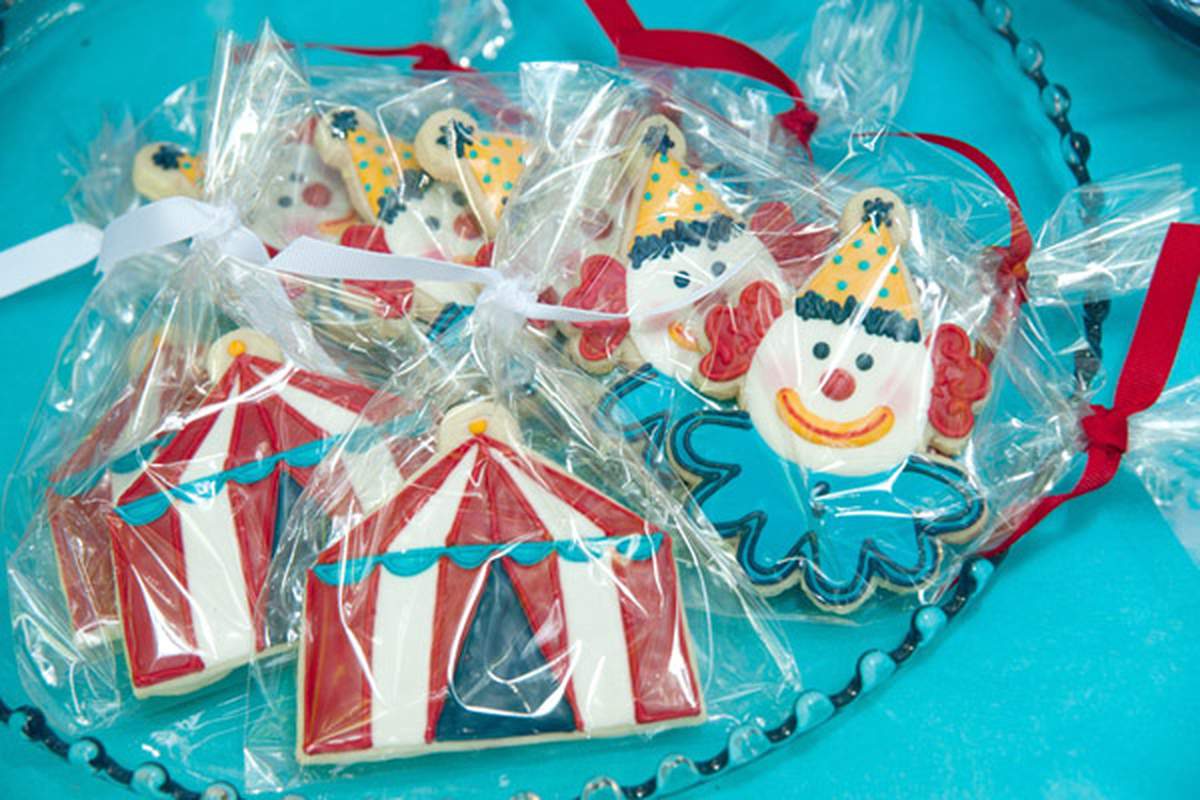 Circus/Carnival Birthday Party Ideas | Photo 6 of 22 | Catch My Party