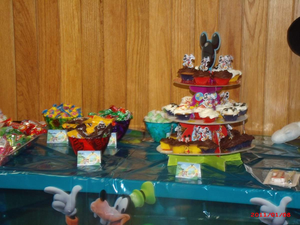 Disney & Mickey Mouse Birthday Party Ideas | Photo 30 of 49 | Catch My ...
