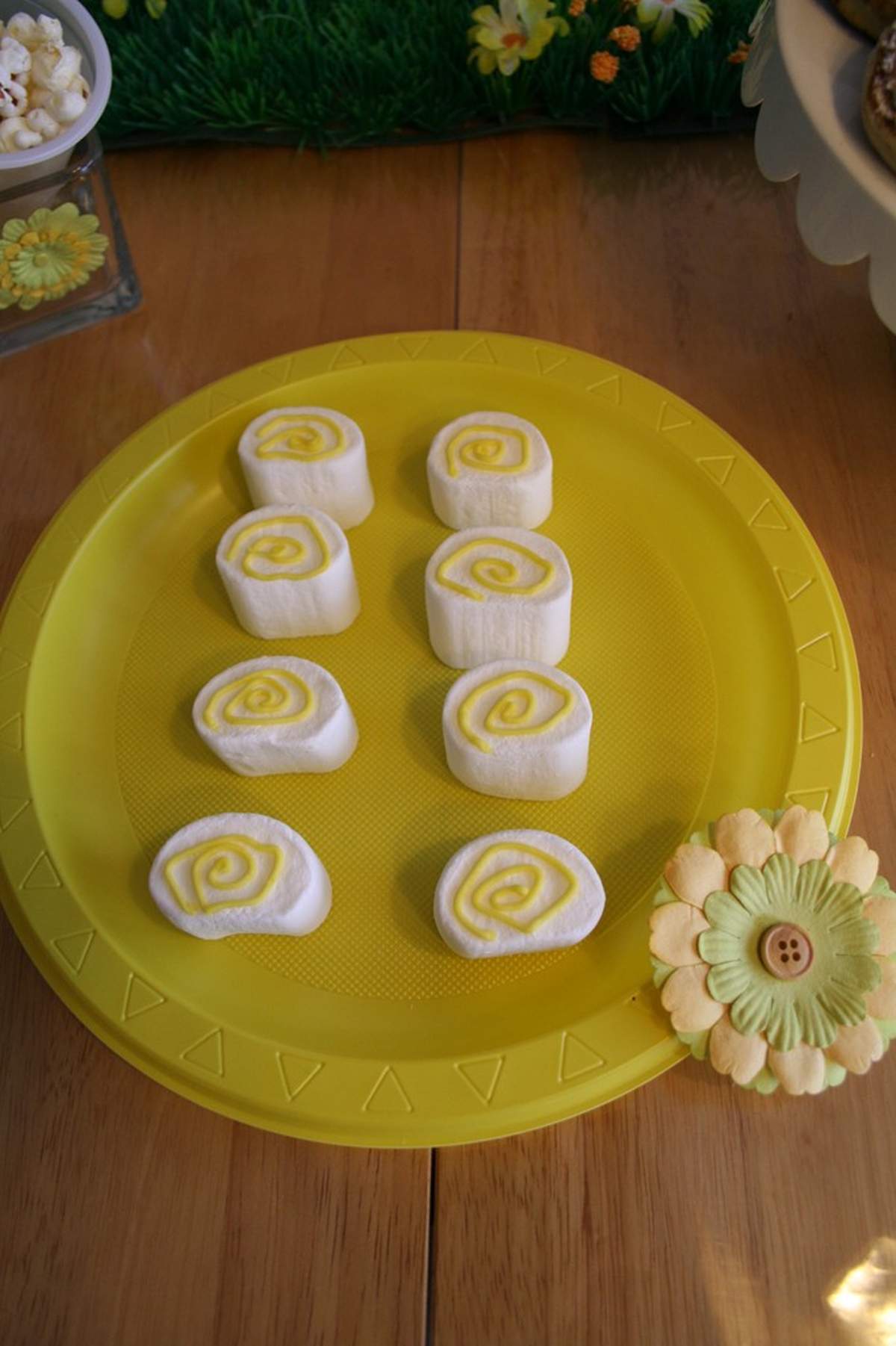 Swedish flag (Blue and yellow) + white Summer Theme Graduation/End of ...