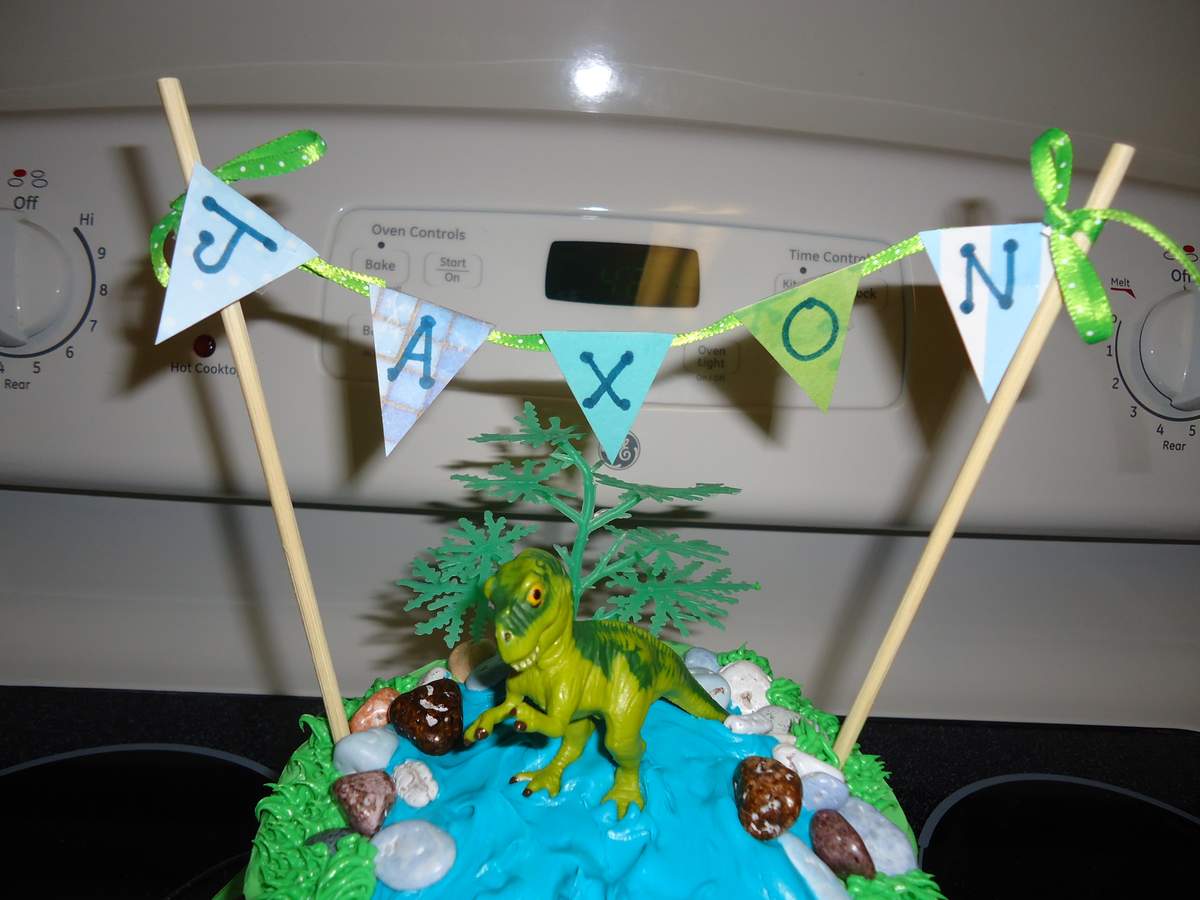 Dinosaurs, blue and green Birthday Party Ideas | Photo 19 of 21 | Catch ...