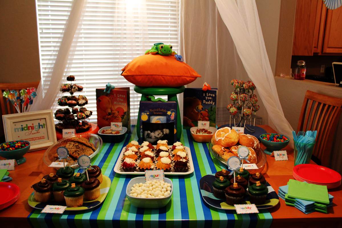 Baby's Bedtime Stories Baby Shower Party Ideas | Photo 5 of 21 | Catch ...