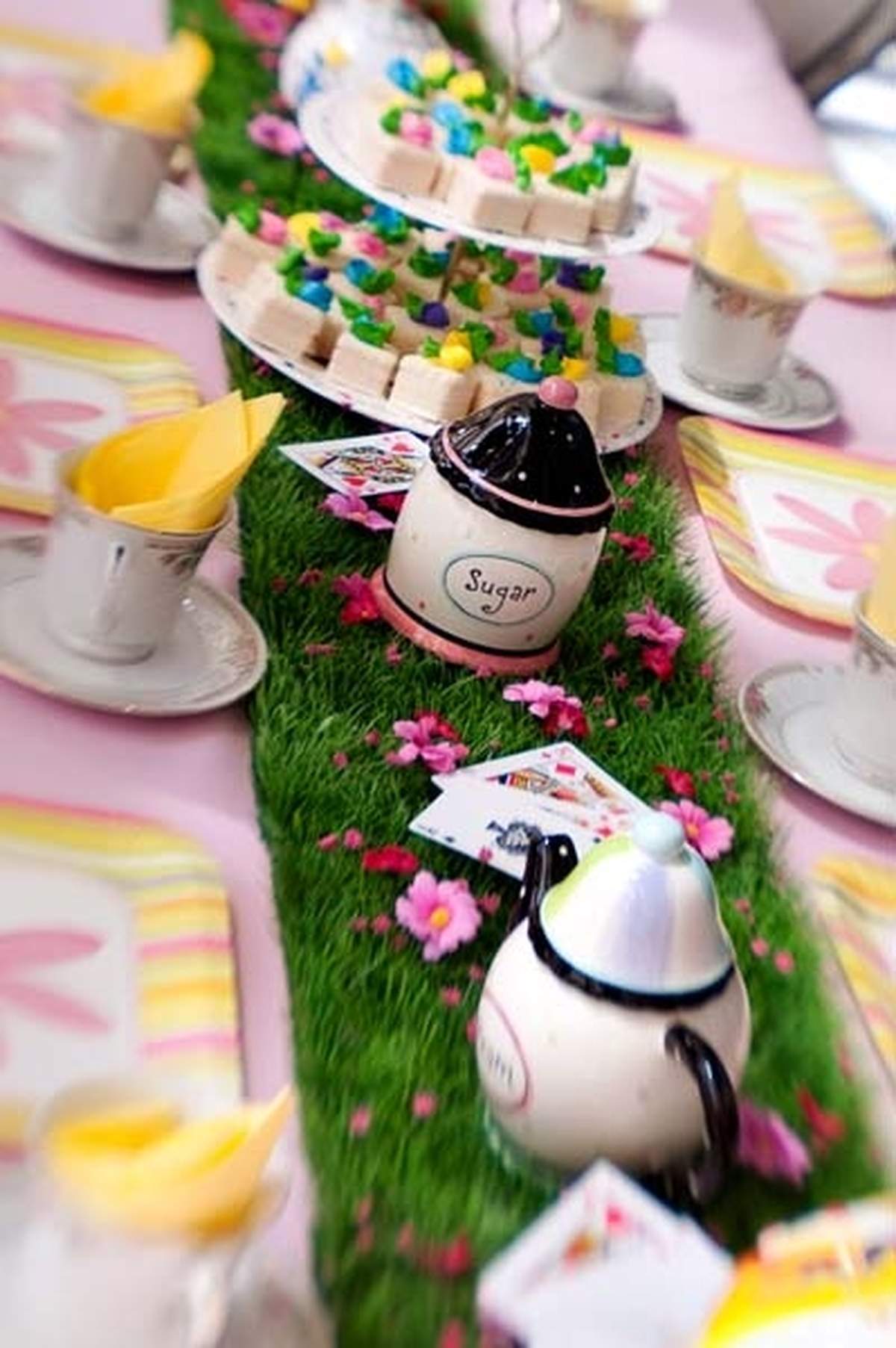 Mad Hatter and Alice Tea party Tea Party Party Ideas | Photo 2 of 15 ...
