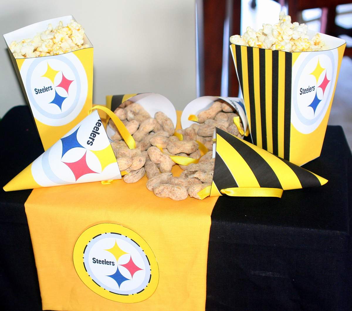 Football/Steelers Sports Party Party Ideas | Photo 5 of 13 | Catch My Party
