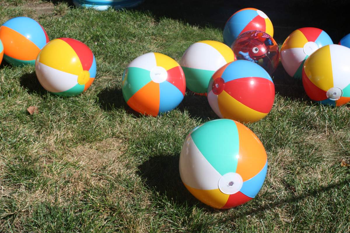 Summer Pool / Splash Birthday Party Birthday Party Ideas | Photo 1 of ...