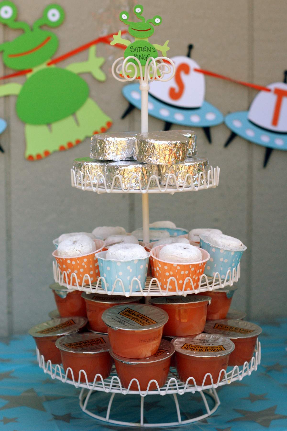 Space/aliens Birthday Party Ideas | Photo 1 of 61 | Catch My Party