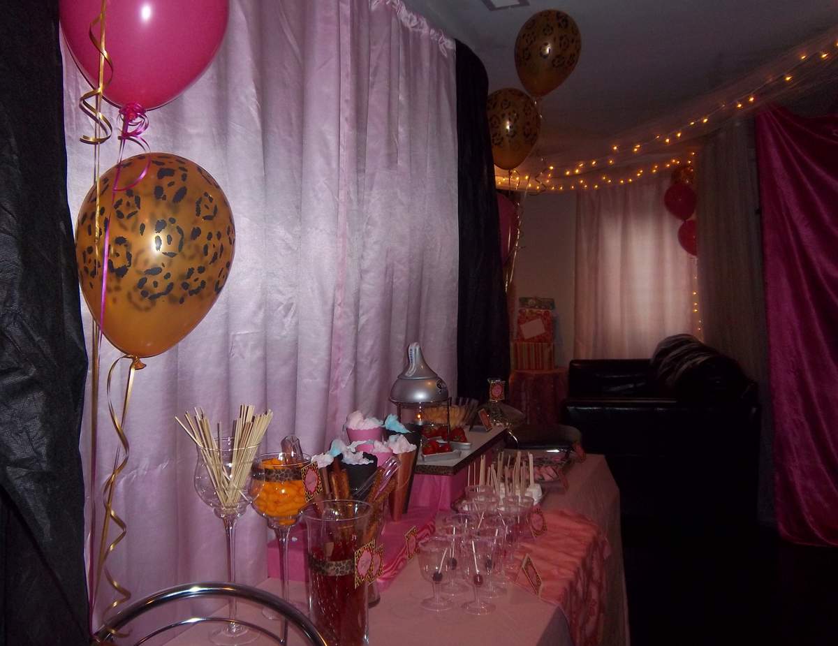 slumber party Birthday Party Ideas | Photo 1 of 24 | Catch My Party